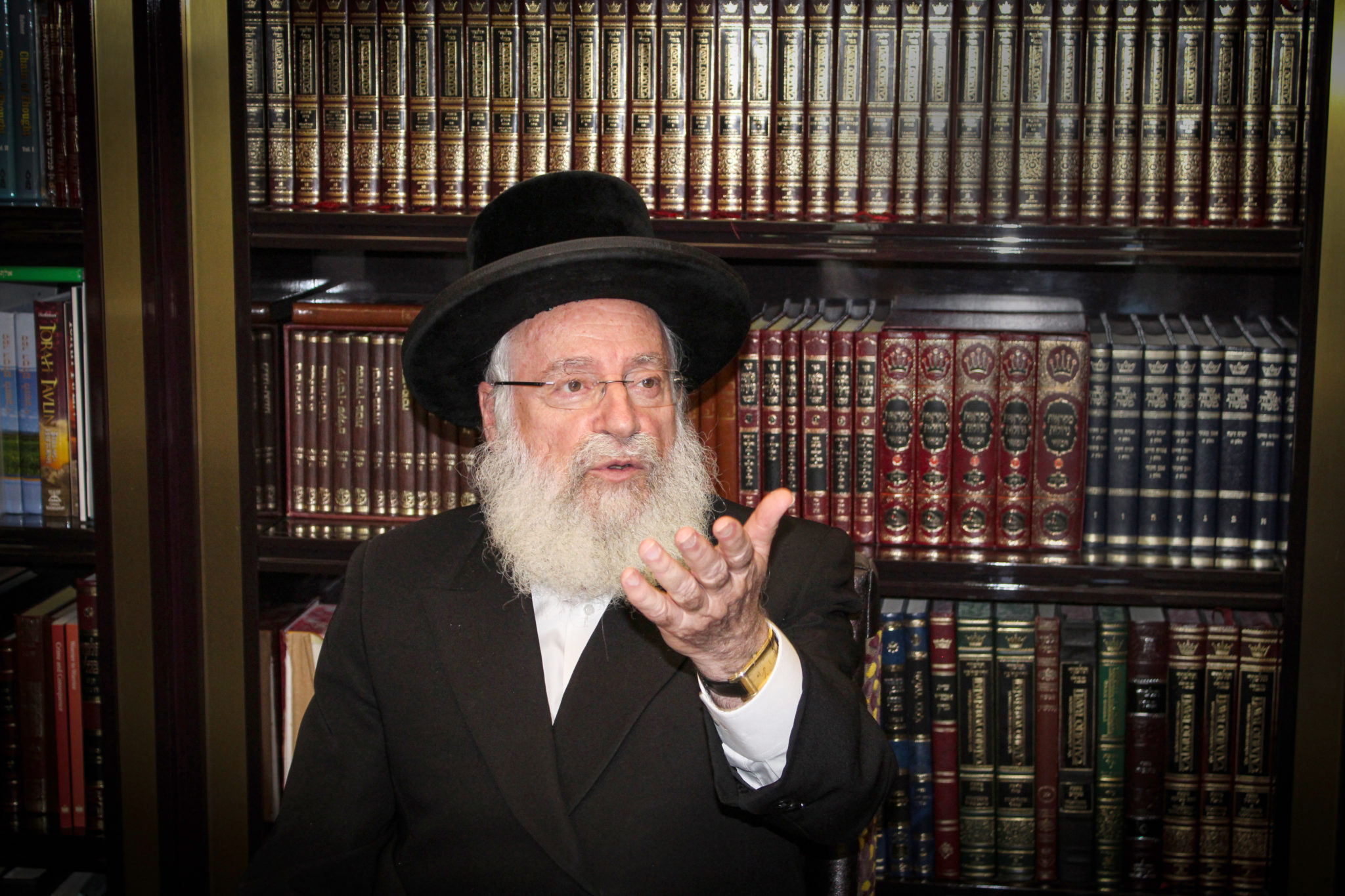 Rav Asher Weıss // The preeminent posek reflects on the life of the ...